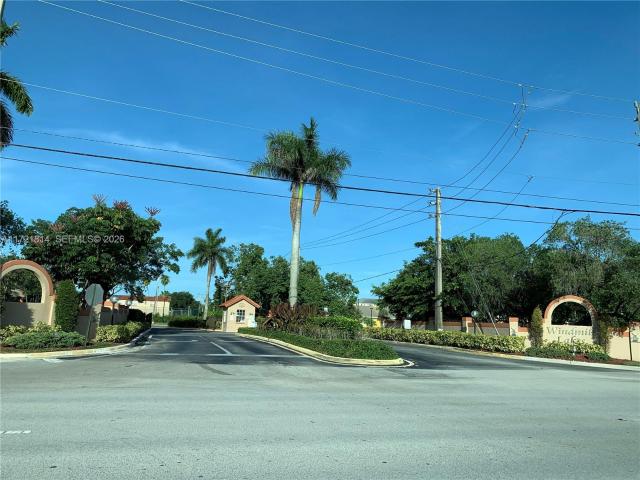 8710 SW 3rd St, Unit 104, Pembroke Pines, FL 33025 | MLS #A11721 | Compass