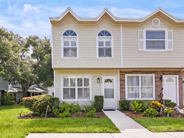 8711 Cobbler Pl, Tampa, FL 33615