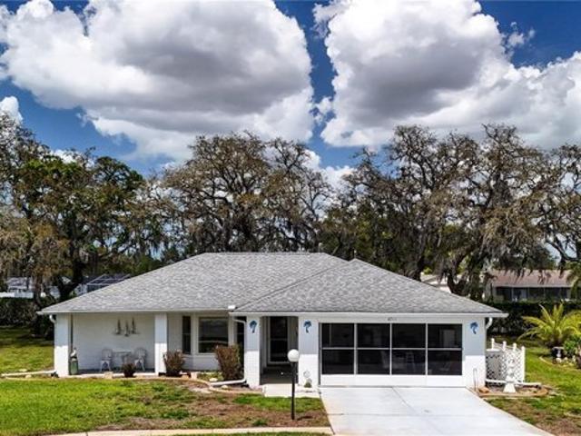 8711 Gold Pine Dr, Port Richey, FL 34668