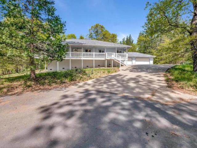 8711 Grizzly Flat Rd, Somerset, CA 95684