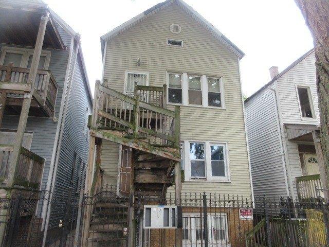 8711 S Exchange Ave, Chicago, IL 60617
