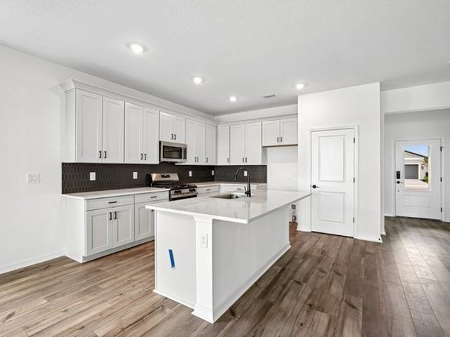 8712 Canard Cv, Palmetto, FL 34221