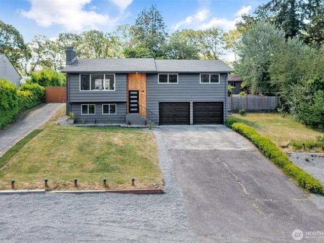 8712 Wildwood Ave SW, Lakewood, WA 98498