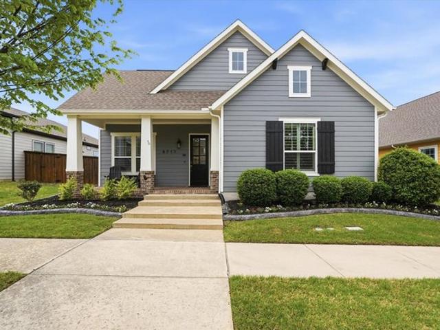 8713 Homestead Blvd, Rowlett, TX 75089