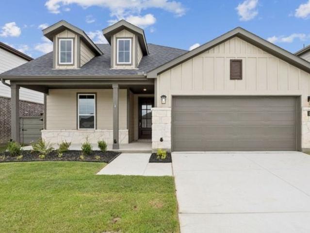 8713 Leafy Ln, Justin, TX 76247