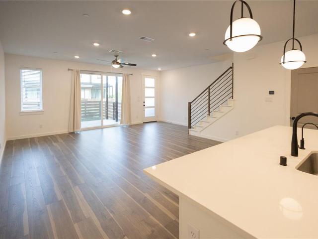 871 Cavitt Court