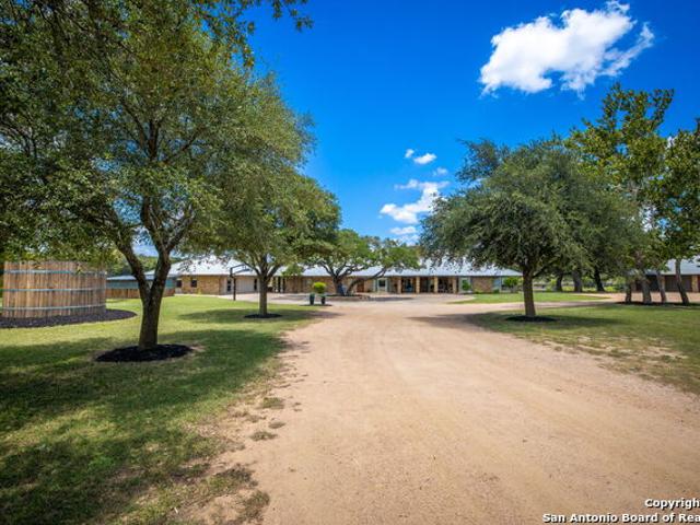 871 Chimney Valley Rd