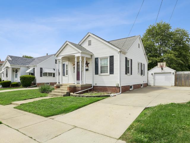 871 E Fremont Street