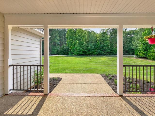 871 Fox Hollow Ln