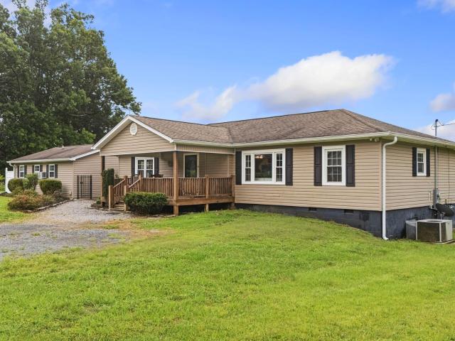 871 Kile Lake Road SE