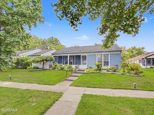 871 Liverpool Cir Unit B, Manchester, NJ 08759