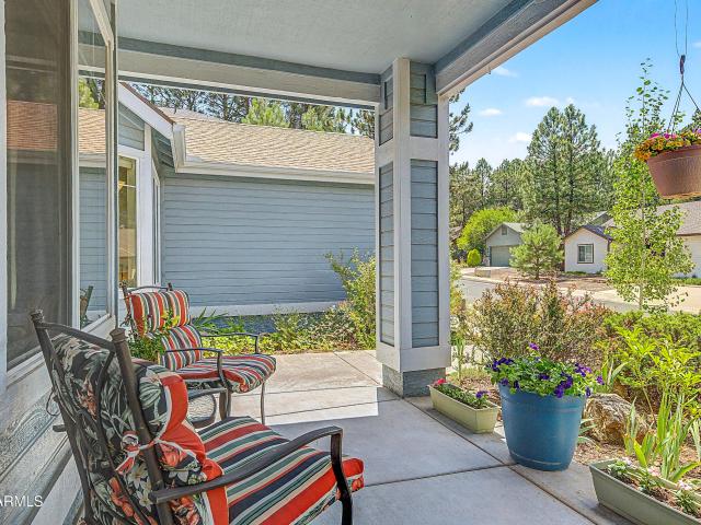 871 W Weston Trail