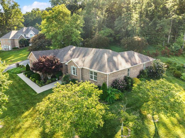 871 Woods Edge Drive