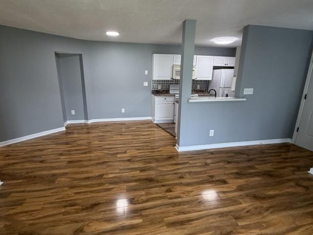 8725 Chandler Dr. Unit A