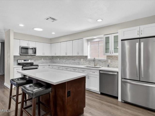 8725 E Jackrabbit Rd, Scottsdale, AZ 85250