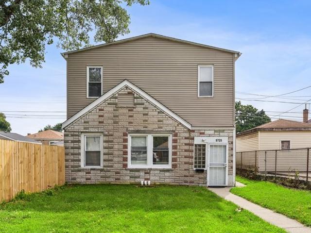 8725 S Constance Ave, Chicago, IL 60617