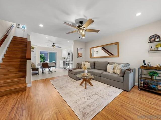 8726 Villa La Jolla Dr Unit 74, La Jolla, CA 92037