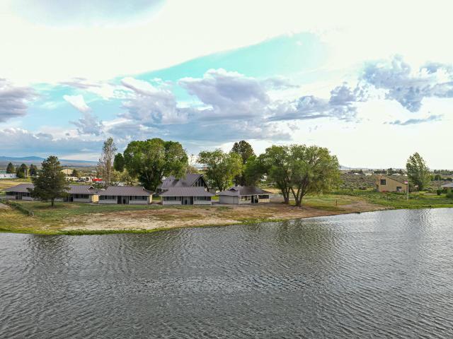 87275 Spruce Lane