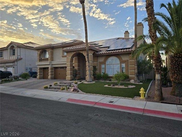 8728 Castle Hill Ave, Las Vegas, NV 89129