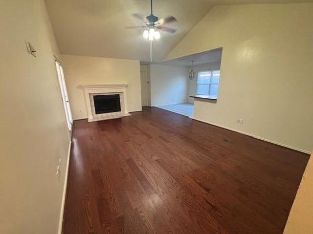 8728 Elbe Trail