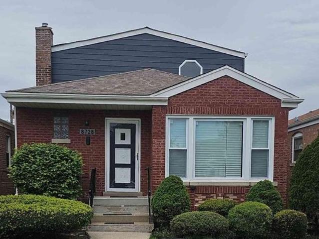8728 S King Dr, Chicago, IL 60619