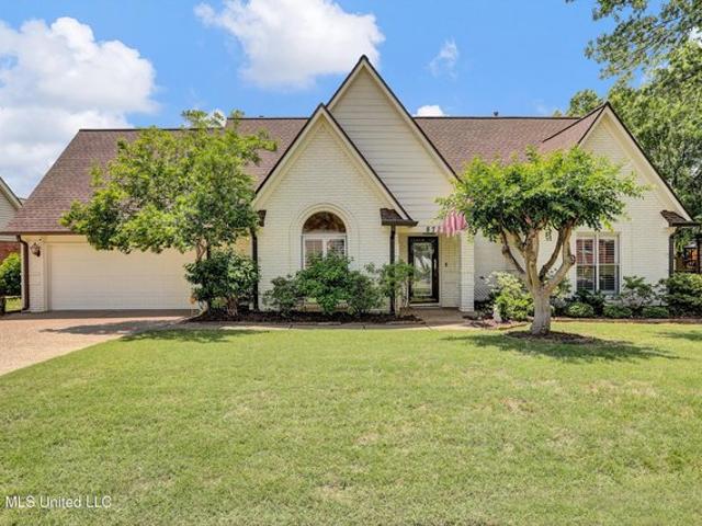 8729 Carrollwood Ln E, Cordova, TN 38016