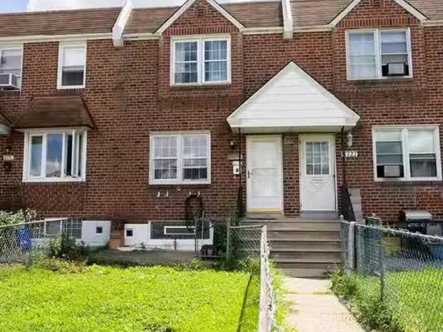 8729 DITMAN ST, PHILADELPHIA, PA 19136 Single Family Residence.