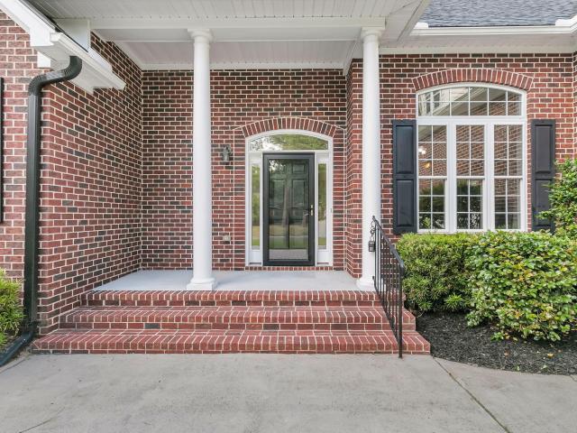 8729 Herons Walk
