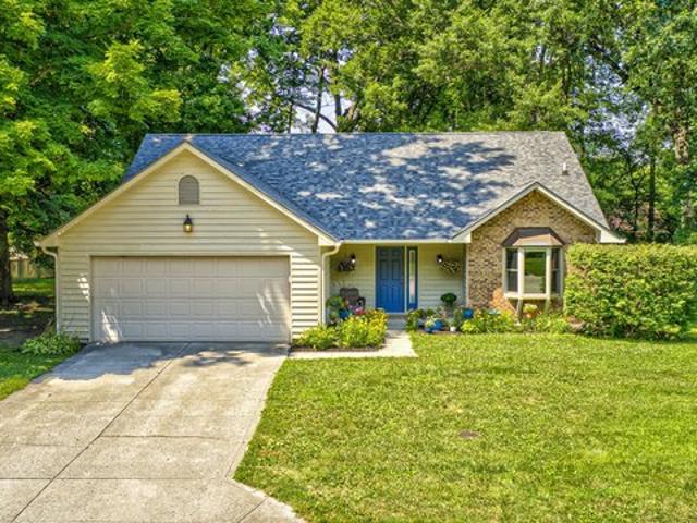 8720 Ginnylock Dr, Indianapolis, IN 46256