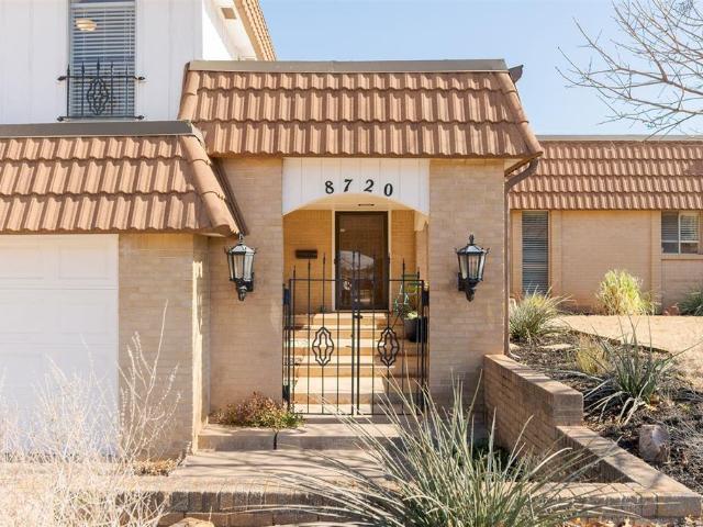 8720 Lakeaire Drive