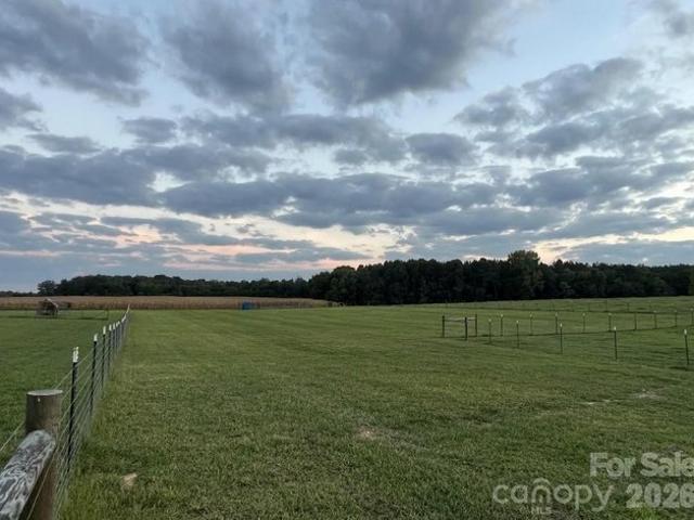 8720 Potter Rd S, Waxhaw, NC 28173