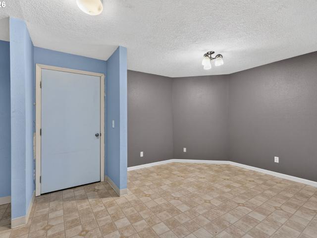8720 sw tualatin rd # 210