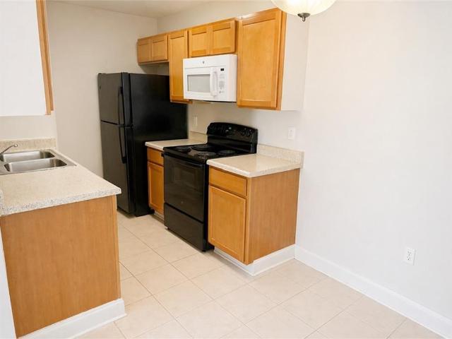 8720 W Livingston Avenue # F