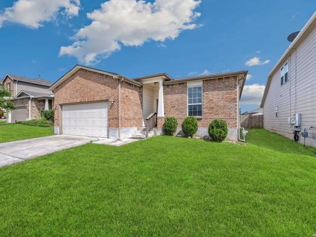 8722 Buggy Ln, Converse, TX 78109