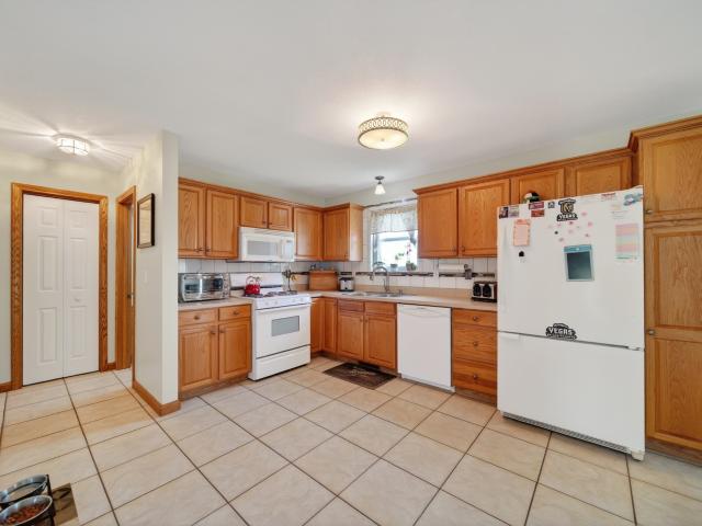 8722 valley view circle