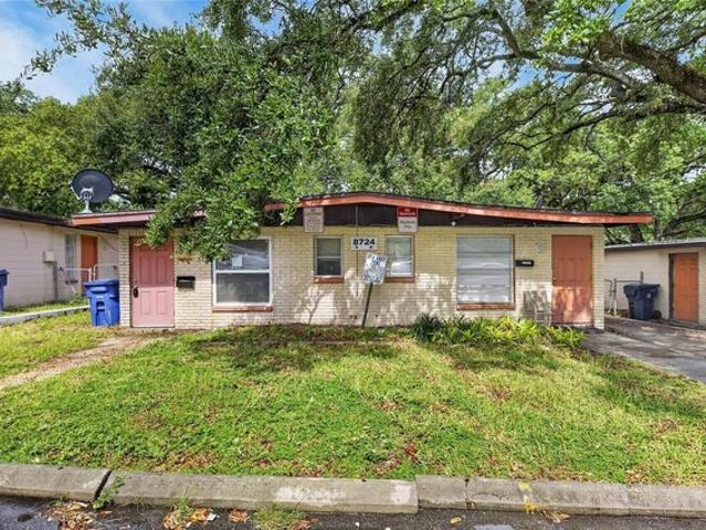8723 and 8724 N 48th St, Tampa, FL 33617