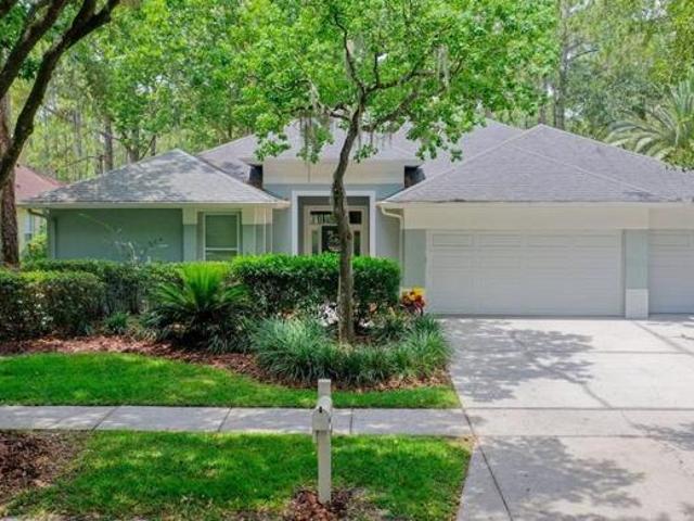 8723 Ashworth Dr, Tampa, FL 33647
