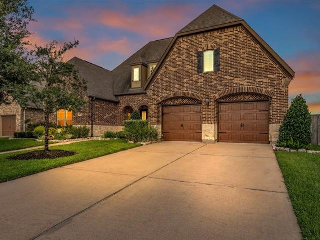 8723 Long Cross Dr, Richmond, TX 77406