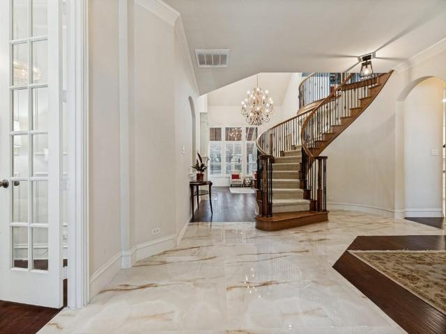 8723 Sherwood Drive