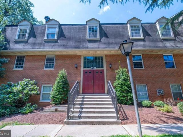 872 College Pkwy Apt 301, Rockville, MD 20850