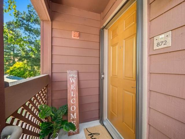 872 Catkin Ct, San Jose, CA 95128