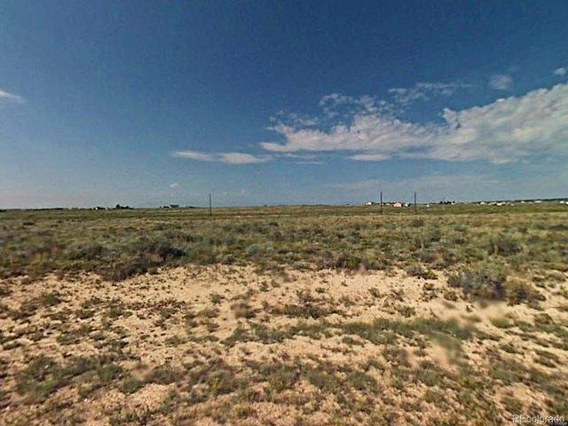 872 E Loma Dr, Pueblo, CO 81007