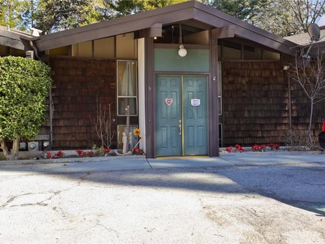 872 Sierra Vista Dr Unit 5, Twin Peaks, CA 92391
