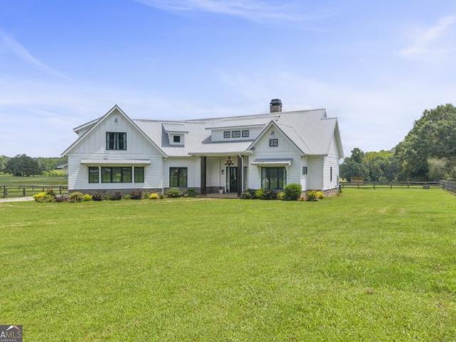 872 Woodlawn Rd, Mansfield, GA 30055