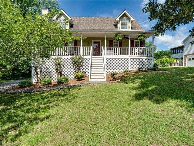 8735 Brookhill Dr, Hixson, TN 37343