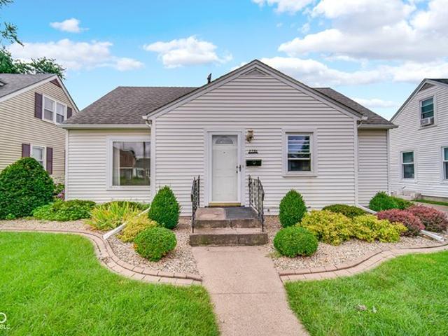 8736 Cottage Grove Ave, Highland, IN 46322
