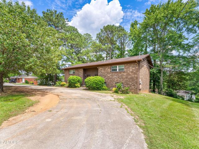 8736 Gleason Drive