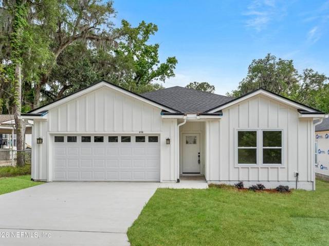 8736 Susie St, Jacksonville, FL 32210
