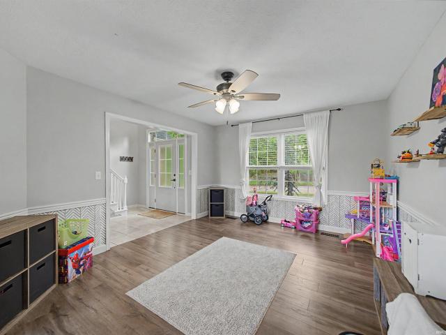 8737 Clear Creek Drive