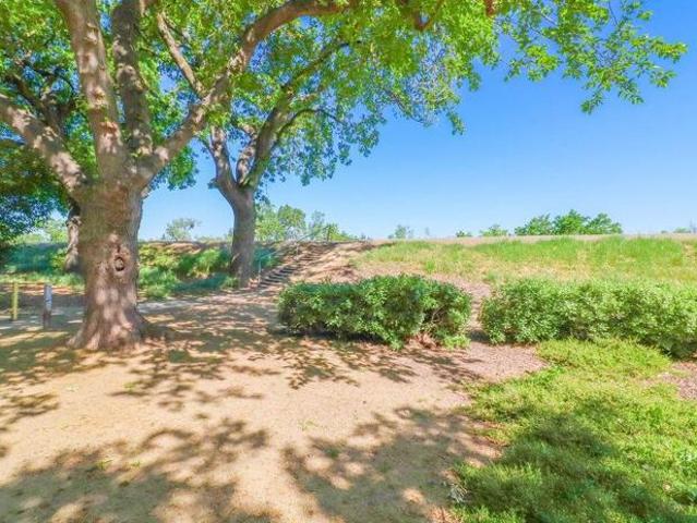8737 Woodman Way #F, Sacramento, CA 95826